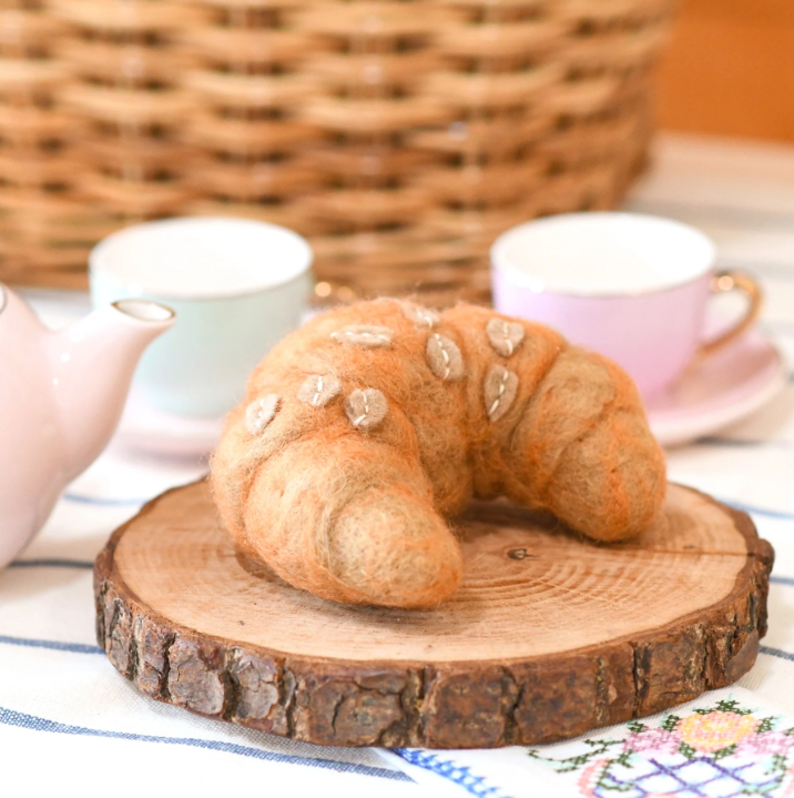 Felt Almond Croissant – My Toy Wagon